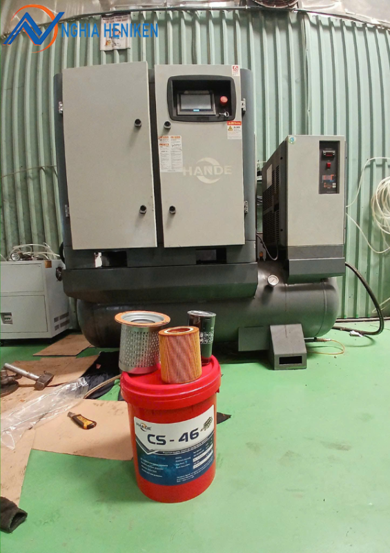 Ứng dụng dầu trục vít CS46 trong máy nén khí tổ hợp Hande